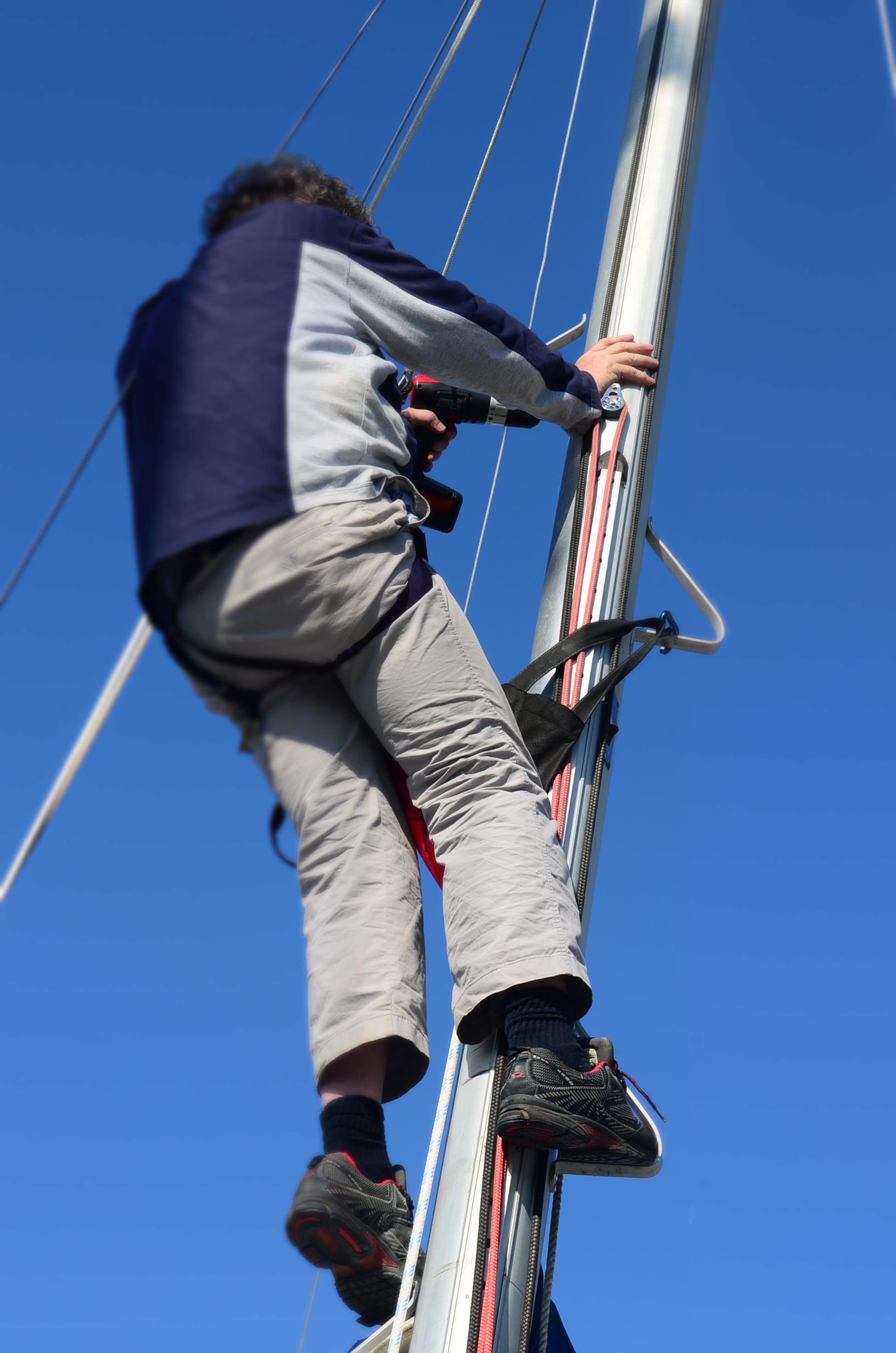 Mast steps | Installation