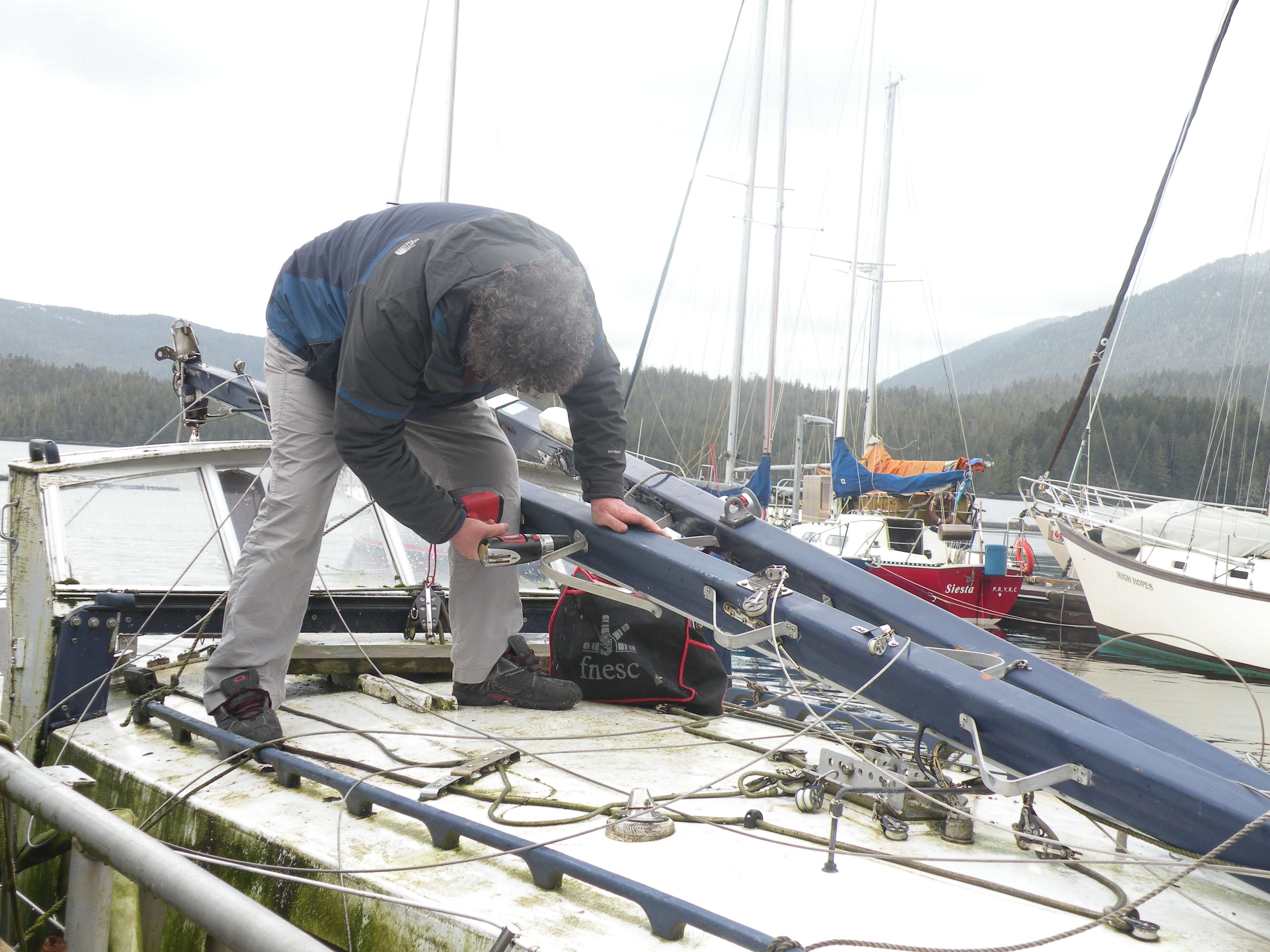 Mast steps | Installation - Sailing+Leisure